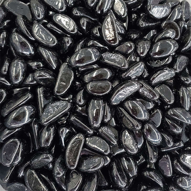 Black Glass Cashew – Bold and Timeless Decorative Accent - Bloom Stone
